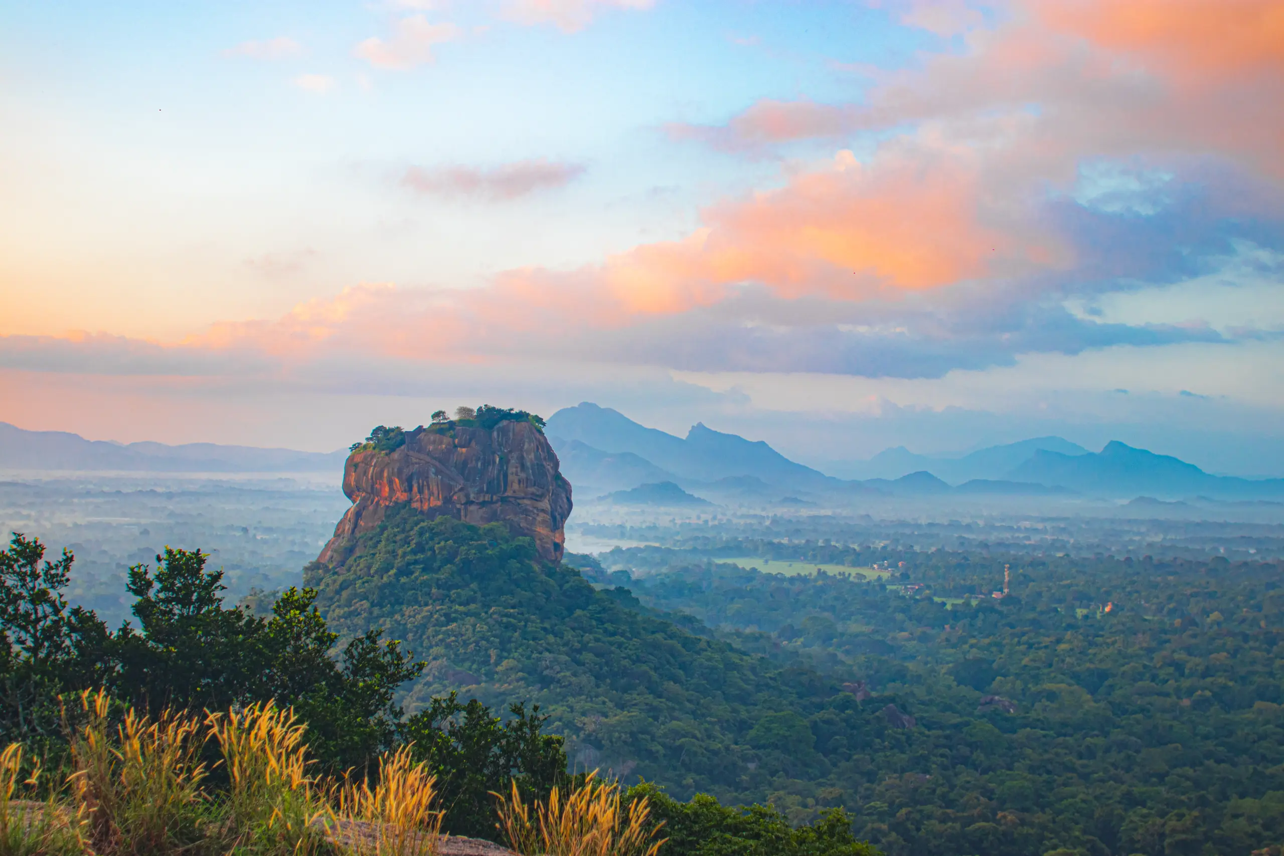 Sigiriya - Visit Matale